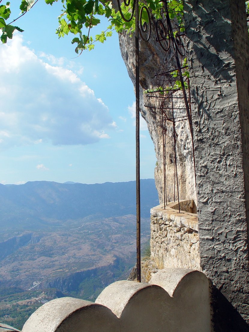 Crnogorski knjaz Danilo silovao popadiju iz Bjelopavlića usred ...