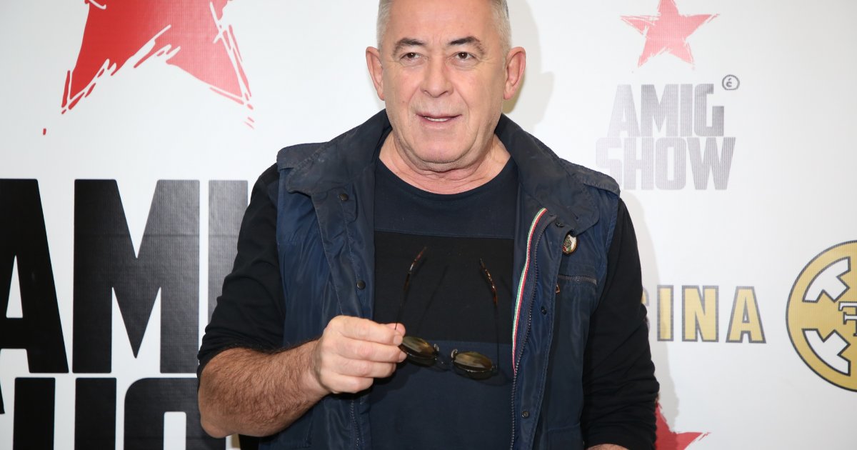 Mima Karadžić pozirao sa peškirom oko struka i oduševio kako izgleda u ...