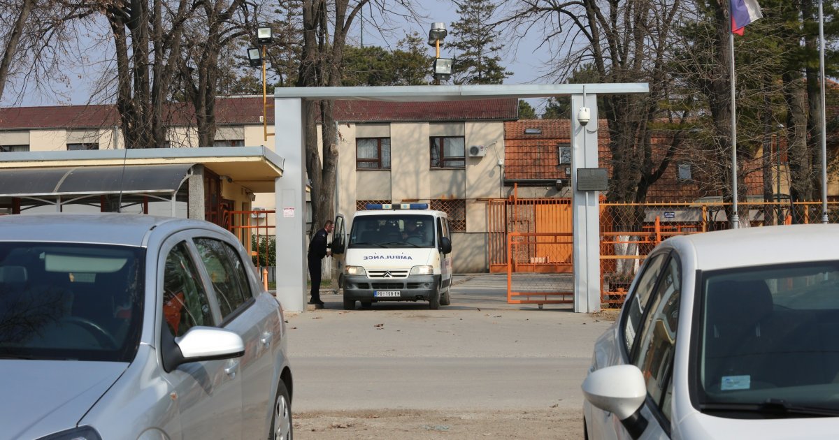 Požar u Zabeli - Telegraf.rs