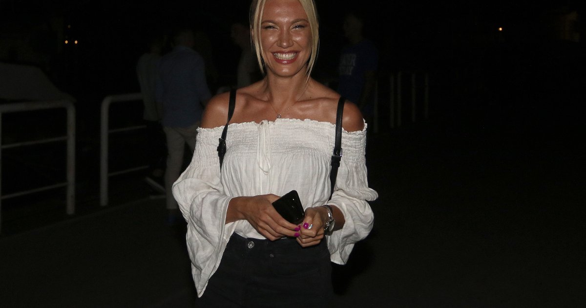 Bivša voditeljka "Parova" otkrila na kom najčudnijem mestu je vodila ljubav - Telegraf.rs