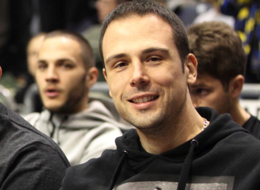 Zvezda se oglasila saopštenjem: Zvali smo Novaka Nedića, odmah je ...