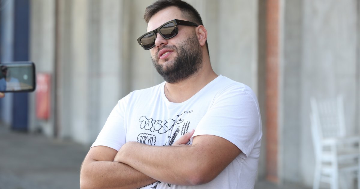 Šta i kome to Cobi duguje? - Telegraf.rs