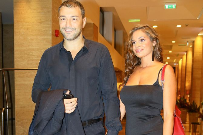 Oženio se Vlada Mandić! Važio je za večitog neženju, a ona ga je nakon ...