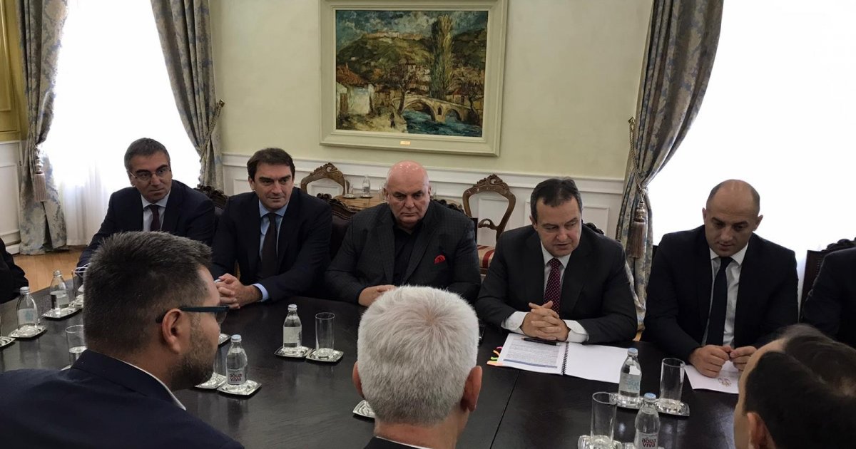 Ivica Dacic and Dragan Markovic Palma with MPs, businessmen and local ...