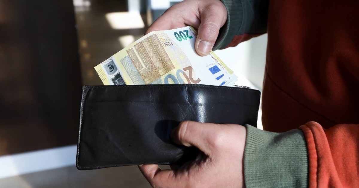 Glumio bankara, pa prisvojio skoro 5 miliona - Telegraf.rs