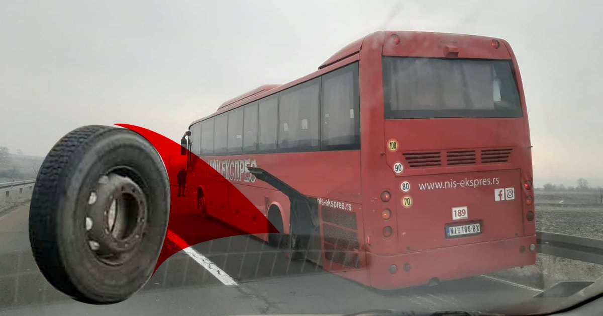 Autobus "Niš ekspresa" ostao bez točka tokom vožnje magistralom. I ne ...