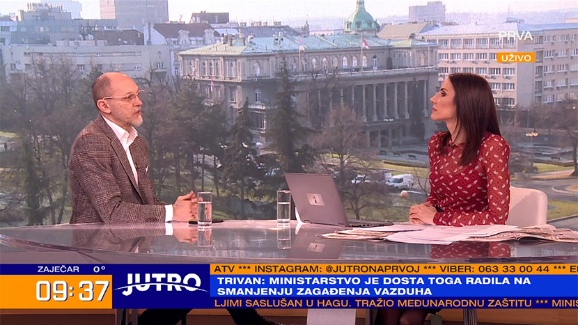 "Najpre da konstatujemo da ste živi, to je dobra vest", kaže voditeljka ...