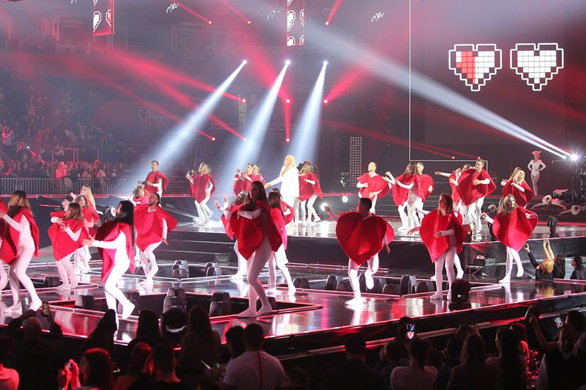 Brena napravila čudo na sceni za 120 sekundi, Karleuša odmah ustala i ...