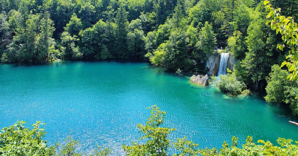 Na Vražijem kamenu nastala su jezera koja su danas jedna od atrakcija u ...
