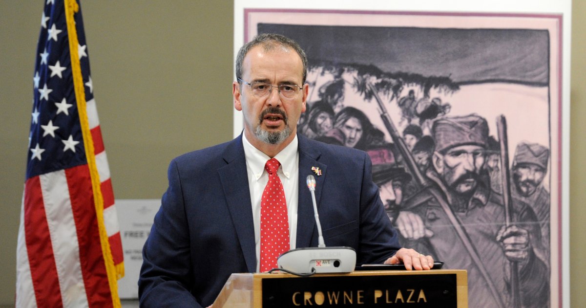 Father of US ambassador to Serbia Anthony Godfrey dies of coronavirus ...