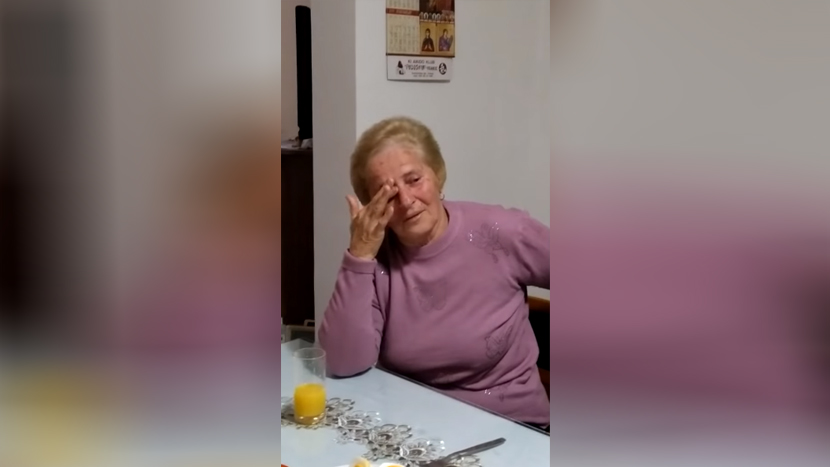 Snimak koji je rasplakao Srbiju: Ratka je slavila rođendan uz radio, u ...