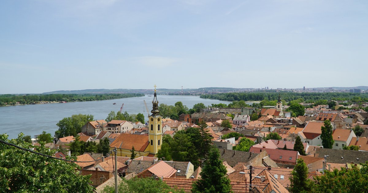Najlepša fotografija danas: Ovako Zemunci čestitaju rođendan ...