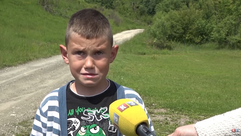 Mali Srđan (8) je zaplakao pred kamerama: Živi u nedovršenoj kući, otac ...