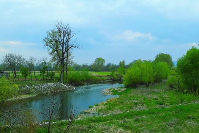 Toplica je jedina reka u Evropi koja teče uzbrdo: Pogledajte kako ...