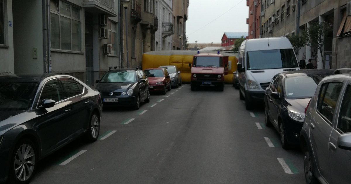 Dečko zvao pomoć nakon svađe sa devojkom na Dorćolu: Vatrogasci ...