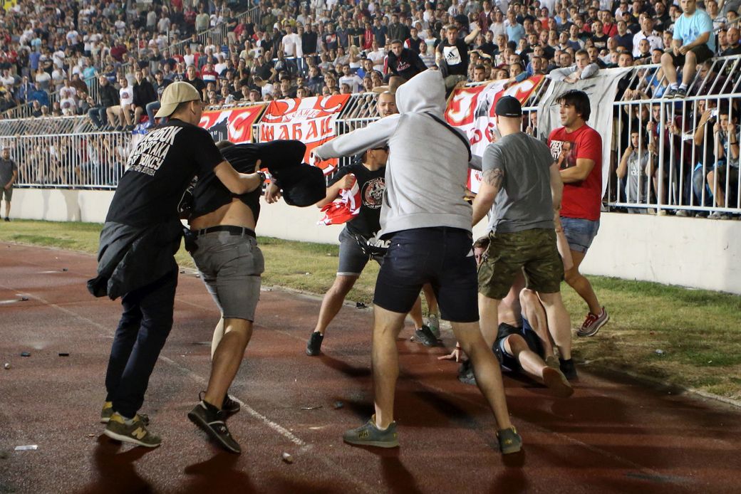 Brutalna tuča Delija i Rusa: Dan kada je bratstvo navijača Zvezde i ...