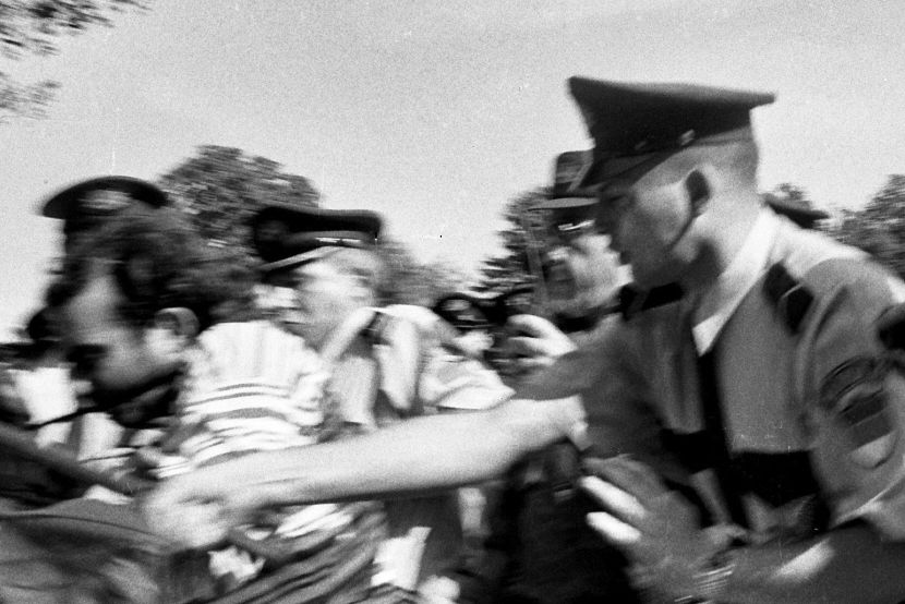 Poslednji pozdrav Sukiju koji je zauvek obeležio svetsku fotografiju: I ...