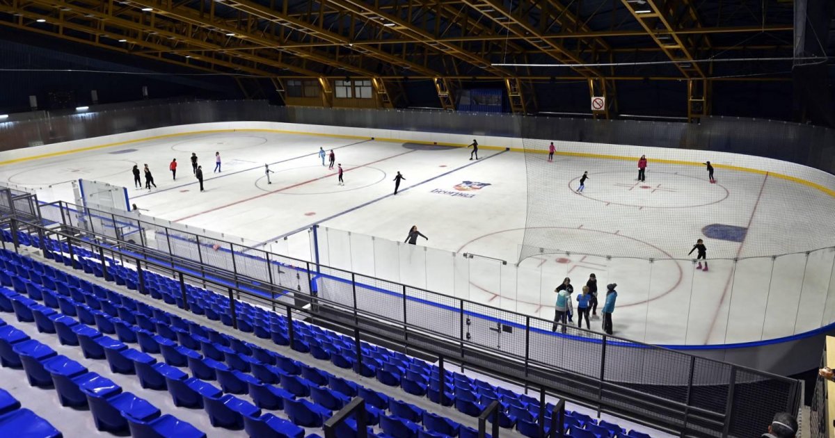 Ice skating season opened in Pionir's reconstructed Ice Hall in ...