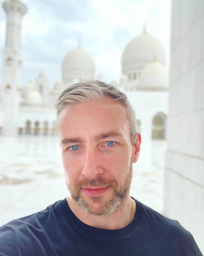 Adam Deering's Instagram, Twitter & Facebook on IDCrawl