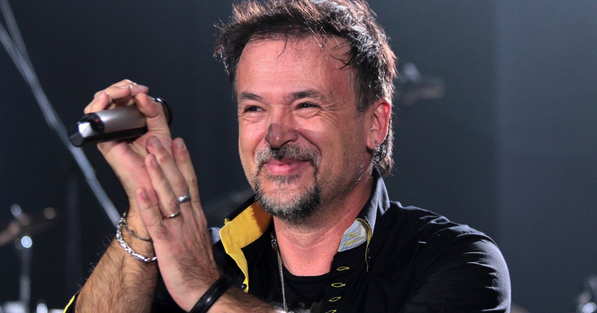 Džiboni se stidi nekih pesama koje je napisao: Morao sam i ja da platim ...