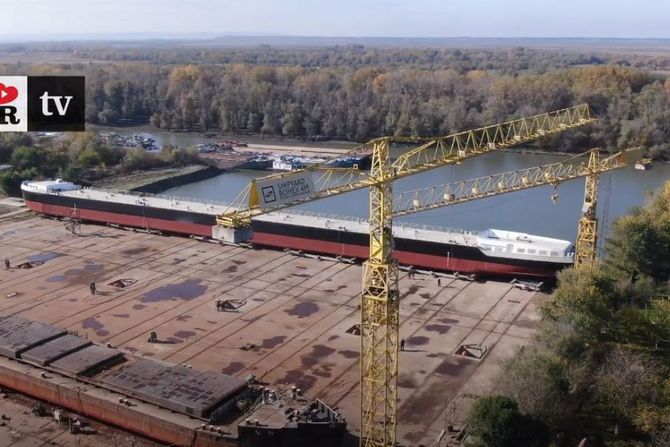 Porinut gorostas od 855 tona: Najveći tanker ikada napravljen u ...