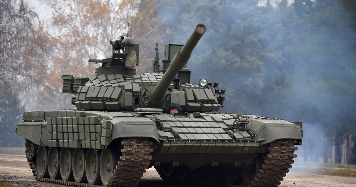 Oklopno vozilo snimljeno kod Ostružnice u punoj brzini, vozači u čudu ...