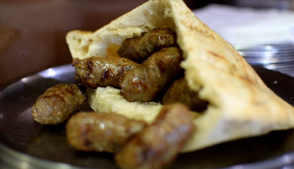 Originalni recept za sarajevske ćevape: Ukusni su i sočni kao oni sa ...