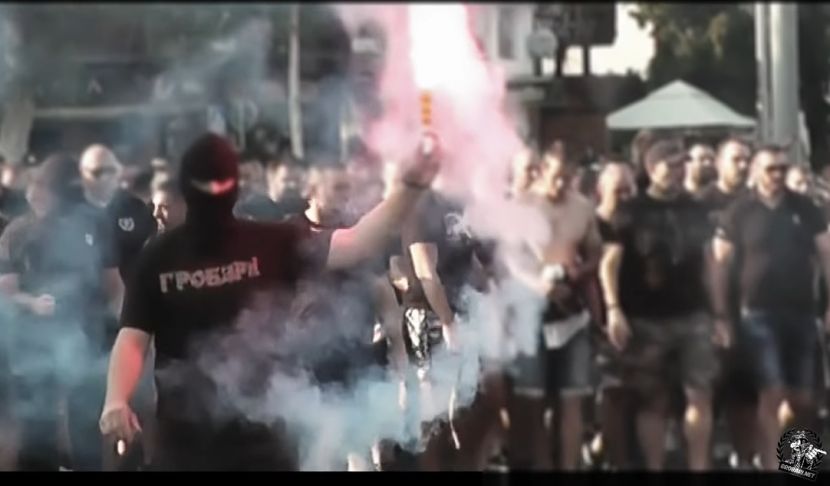 Posle legla Delija, Grobari upali u kraj Zemunaca i uništili murale ...