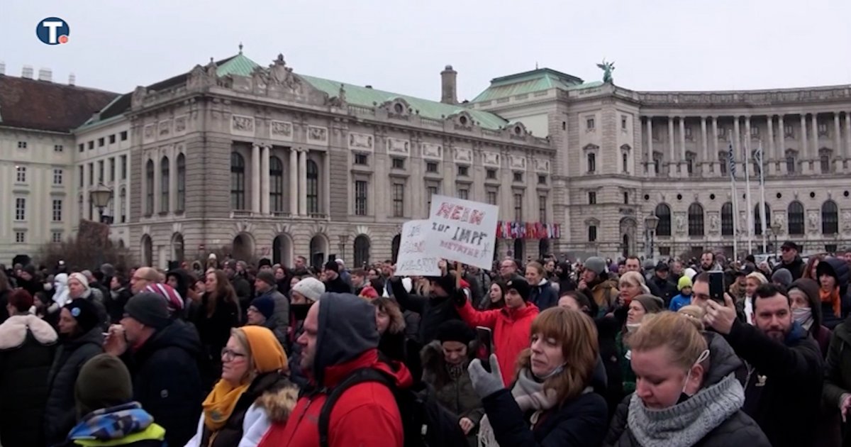 Protest "antikoronaša" u Beču: Bez distance i maski, među hiljadama ...