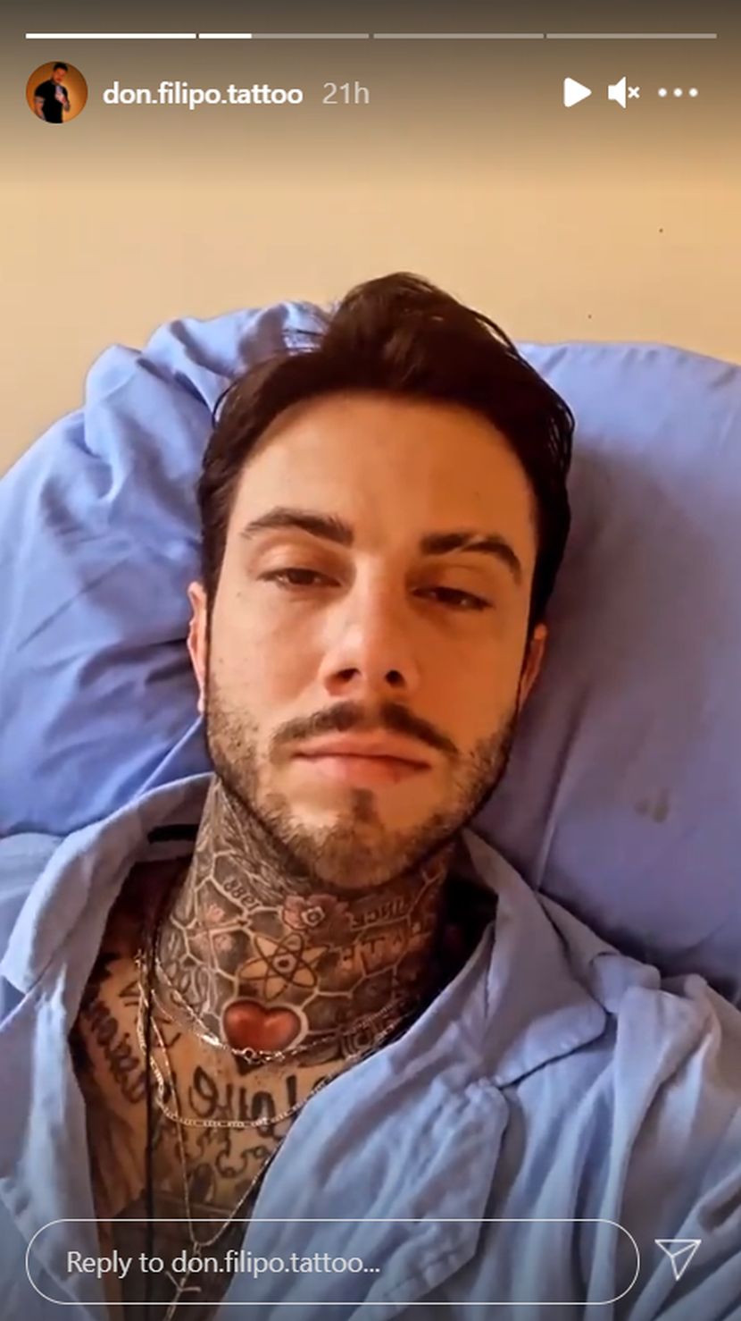 "Sve je prošlo dobro, hvala Bogu": Filip se oglasio nakon operacija ...