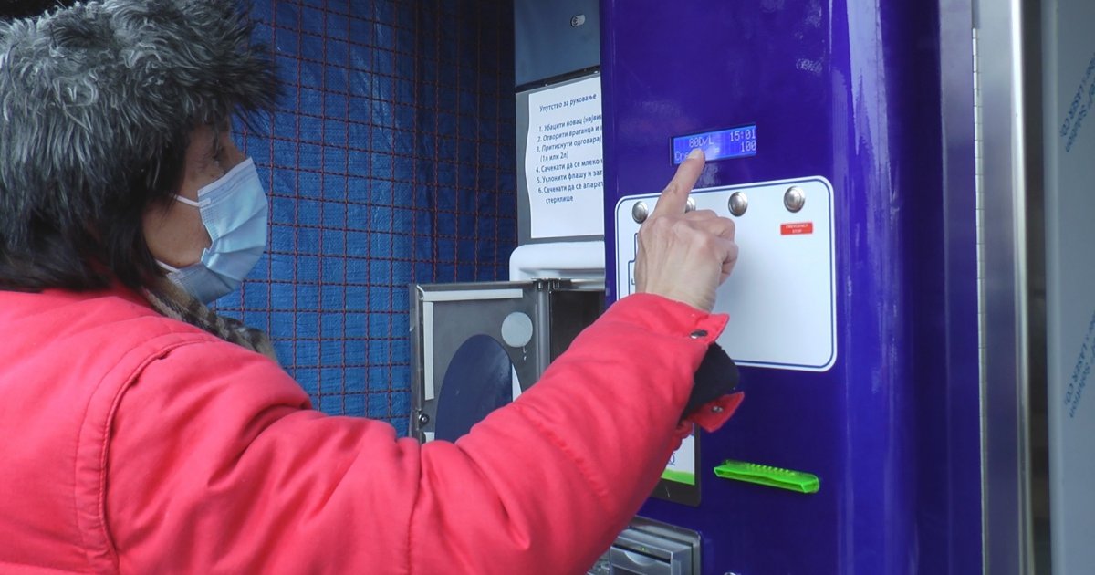Planulo domaće mleko: Za samo 10 dana, iz mlekomata prodato oko 1.000 ...