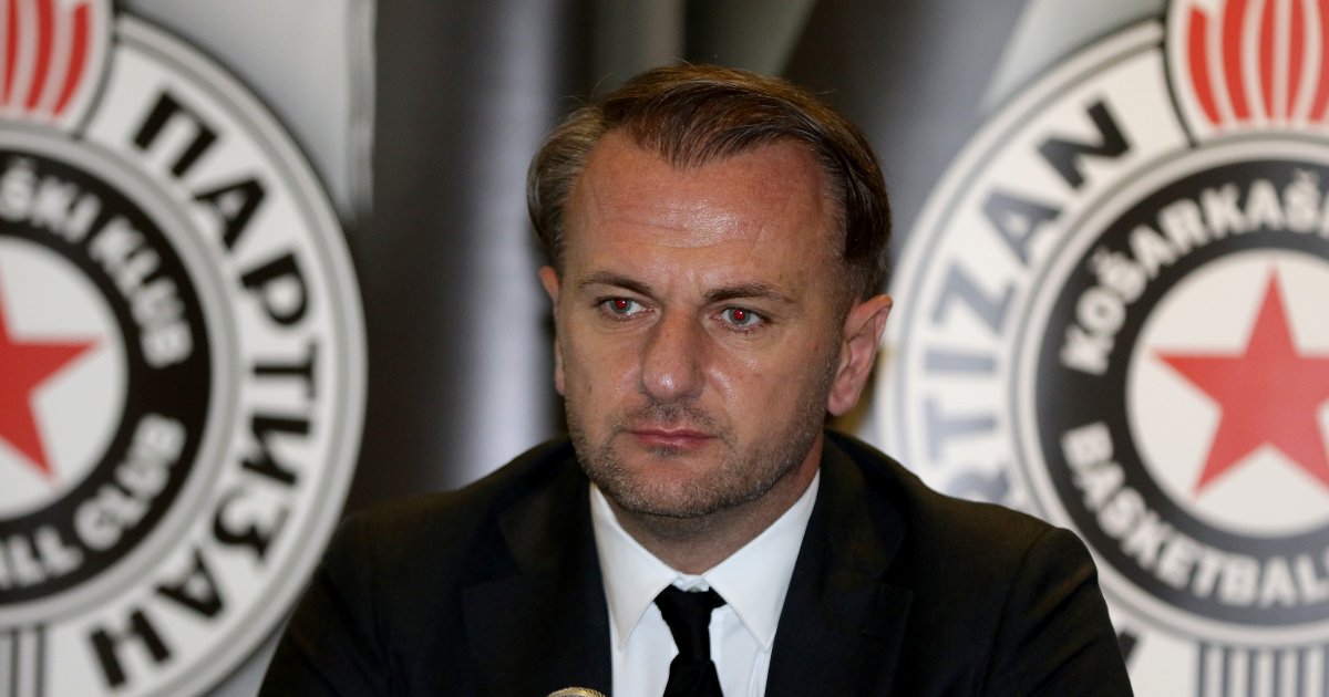 Ostoja: Dao bih ostavku da mislim na sebe, najveći sam mazohista u ...