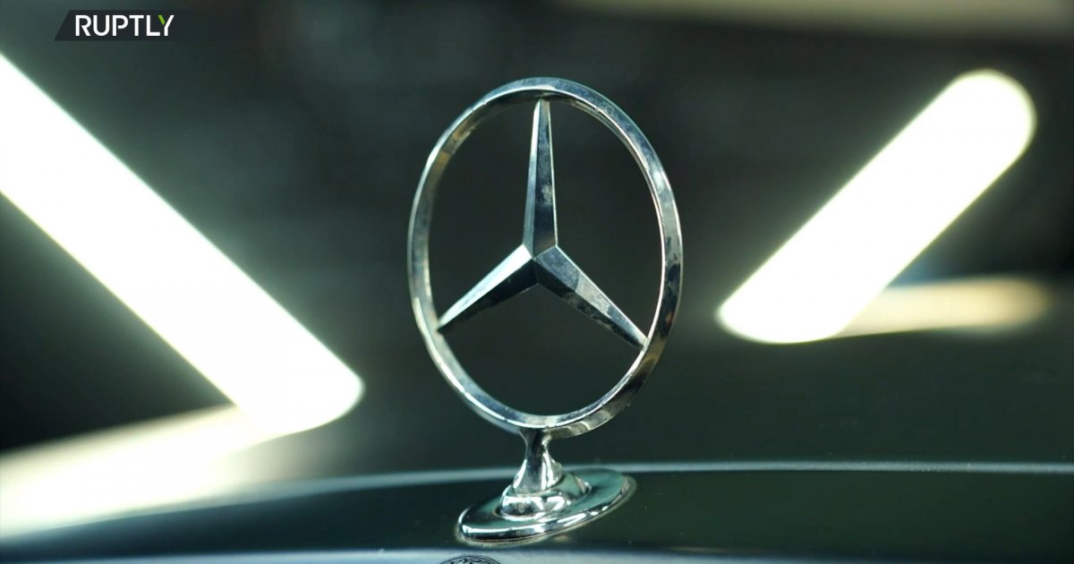 Kupili su stari i raspadnuti Mercedes, a njegovom restauracijom čine ...