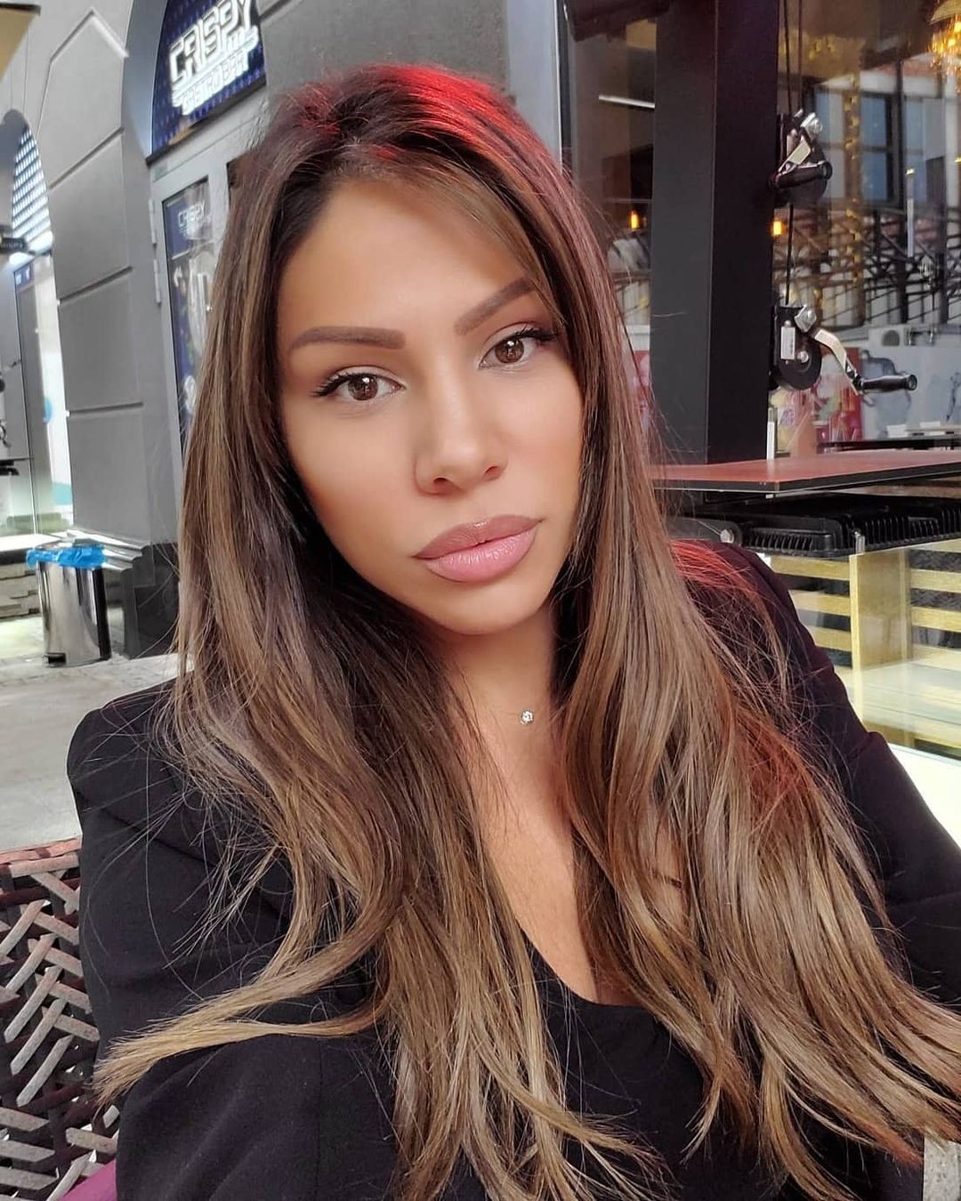 Opljačkana Sandra Afrika - Telegraf.rs