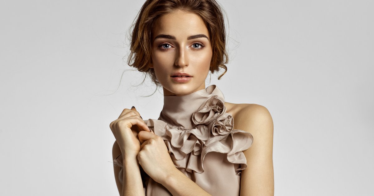 Karneri su ponovo u modi: Ženstvenost i romantika vraćaju se na velika ...