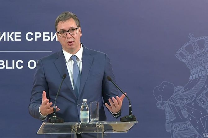 Vucic posts video from MUP and Police Day event: "Thank you for doing ...