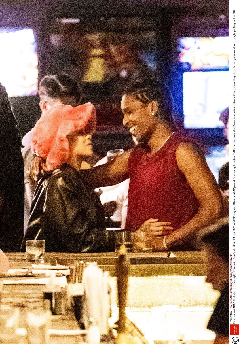 Stižu rode kod lepotice s Barbadosa! Rijana otkrila da čeka bebu sa ...