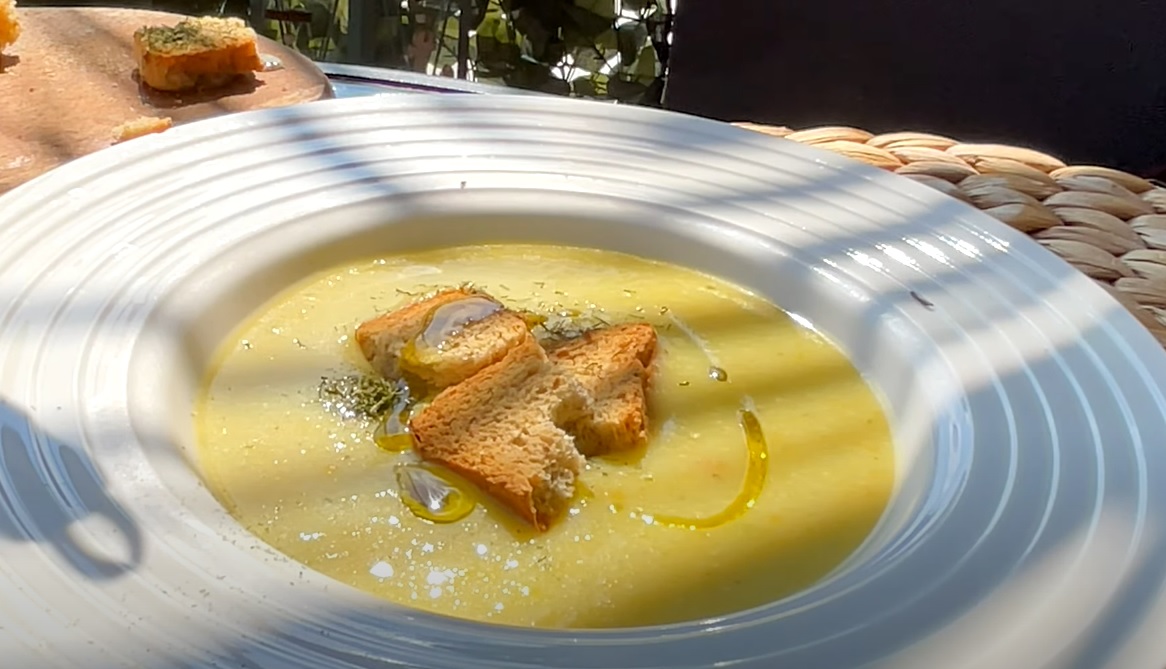 Kremasta čorba sa tikvicama je sve što vam danas treba: Recept za ...