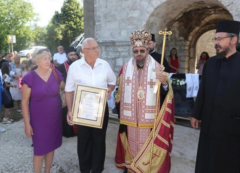 Srbi gradili, Italjani palili, a posle 80 godina katolici i pravoslavci obnavljaju crkvu u ...