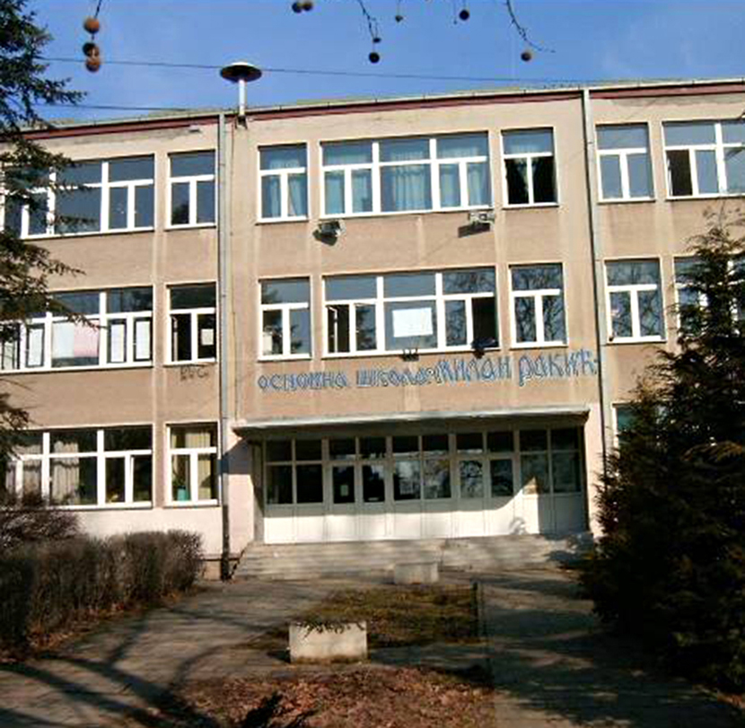 Skola Milan Rakic Novi Beograd U ŠKOLI NA NOVOM BEOGRADU VELIKI BROJ