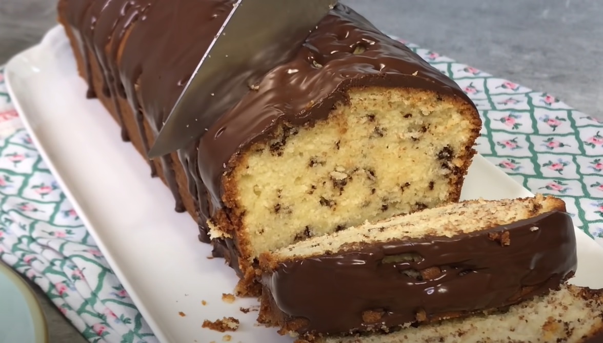 Straćatela kolač sa čokoladom koji osvaja ukusom: Ovaj slatkiš ...
