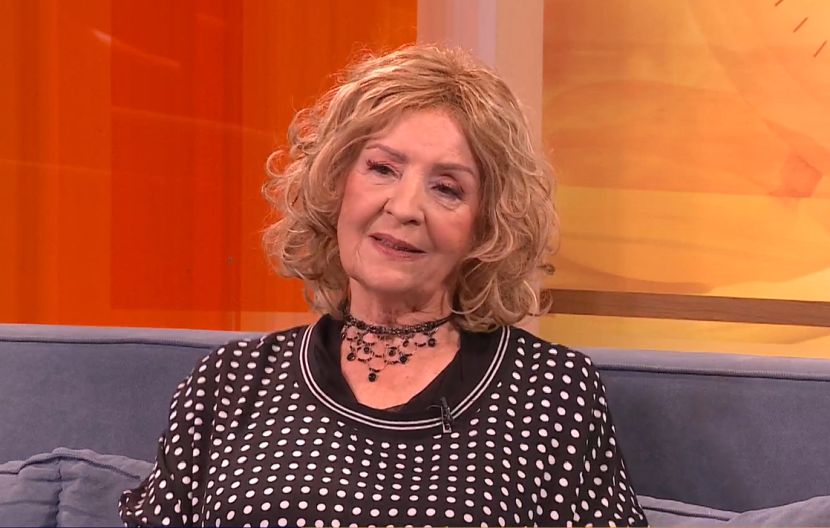 Lepa Lukić nije imala nijednu intervenciju a ovo je njen eliksir ...