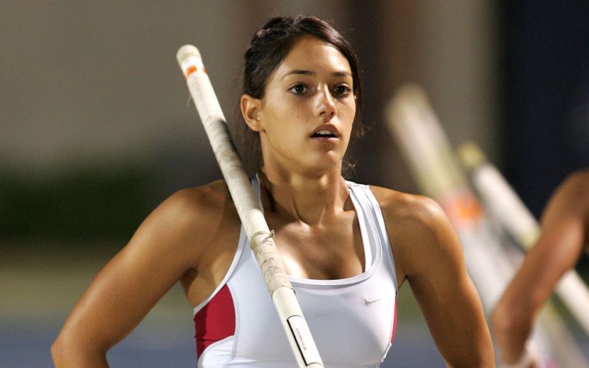 Ova fotka je uništila karijeru jedne od najlepših atletičarki: Evo kako ...