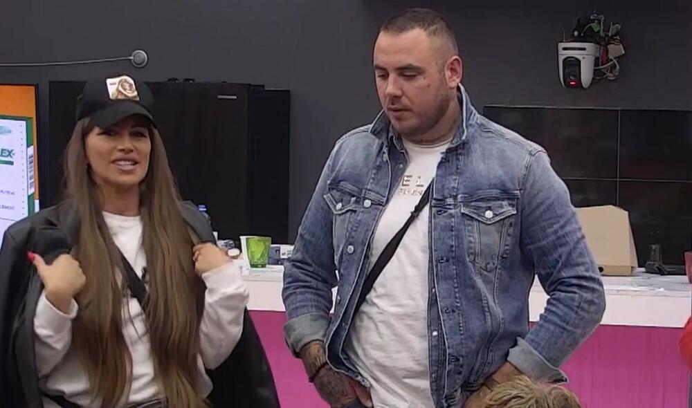 Cara izveli iz "Zadruge": Dalila zabrinuta, jecala i plakala - Telegraf.rs