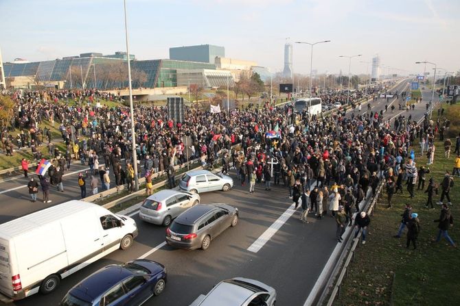 Završen protest ekoloških aktivista: U Beogradu bili blokirani mostovi ...