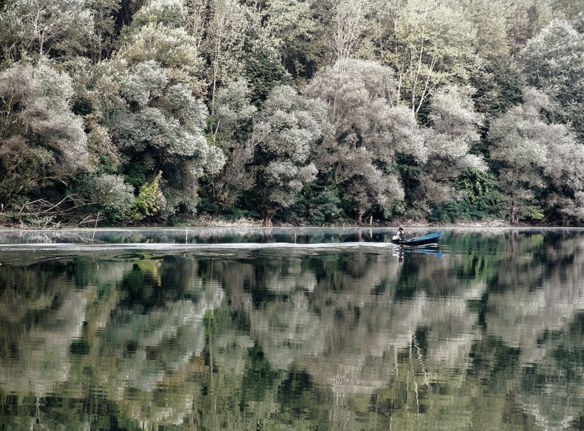 This river flows in one direction until noon, and then in the other ...
