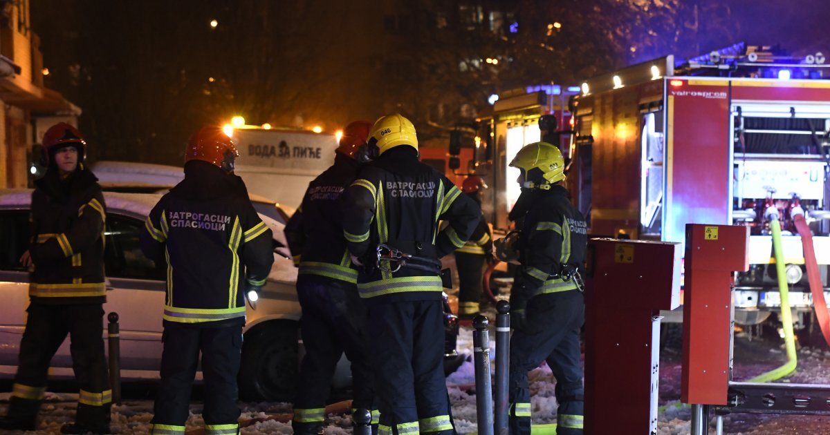 Veliki požar u Beogradu: Goreo Naučno-tehnološki park na Zvezdari ...