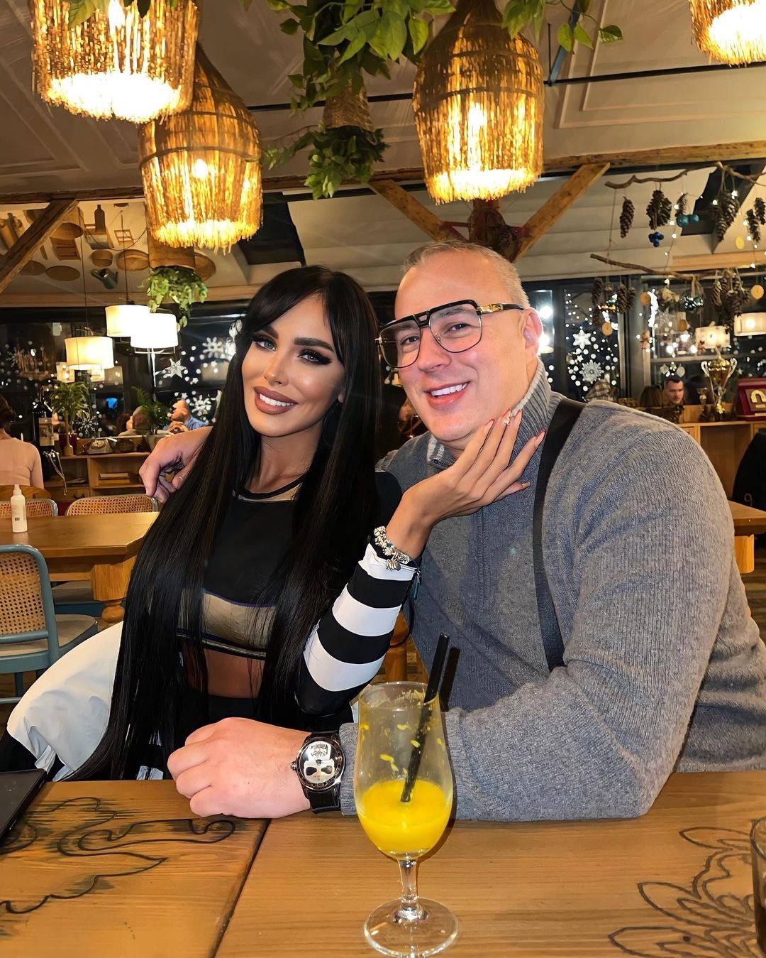 Aleksandra Subotić objavila prvu fotografiju sa Pecom nakon pomirenja, pa razbesnela javnost ...