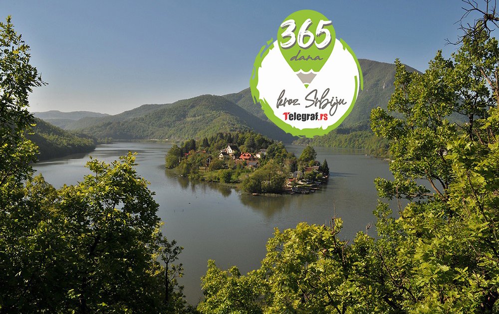 Regata na Zapadnoj Moravi je „mimo sveta“: Kroz bajkovite meandre ...