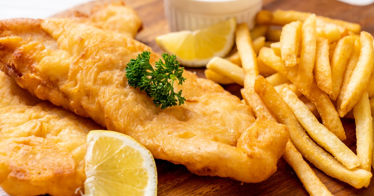 Recept za pohovanu belu ribu: Domaći beli sos daje joj poseban ukus ...